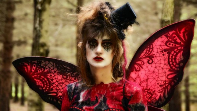 The floating dead: Newfoundland inspired ‘zombie faeries’ photoshoot ...